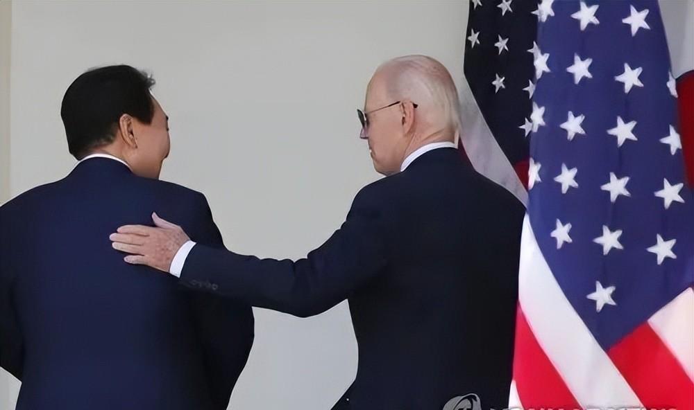 The South Korean ambassador put down this sentence, it really hit the ...