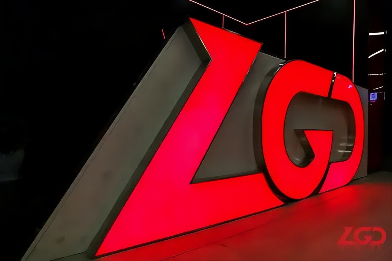 Dota2-Uneasy!There are so many uncrowned kings in the circle, why do you only feel sorry for LGD ...