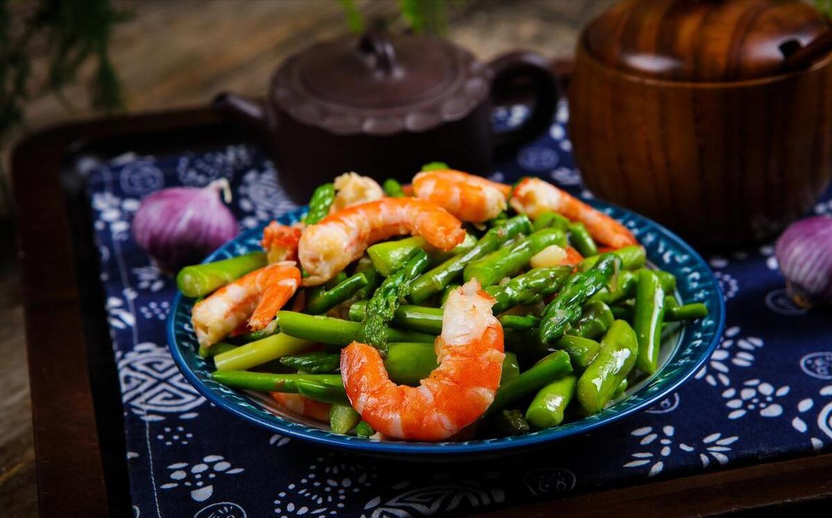 "Taste the three delicacies in Lixia, and you will not get sick for a year", which three ...