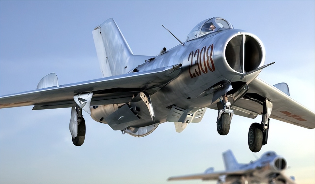 In 1979, Egypt bought 50 Chinese J-6s, but they were unwilling to pay ...