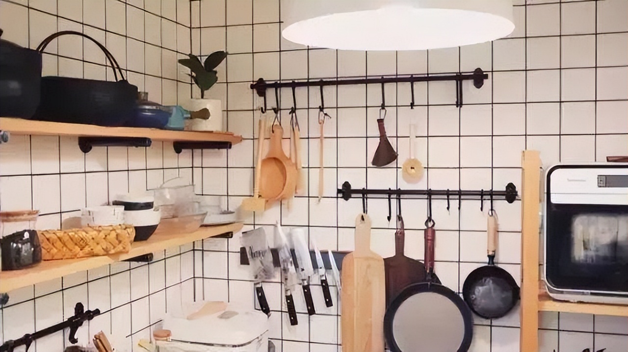 The kitchen only has cabinets for storage? Please accept these 9 ...