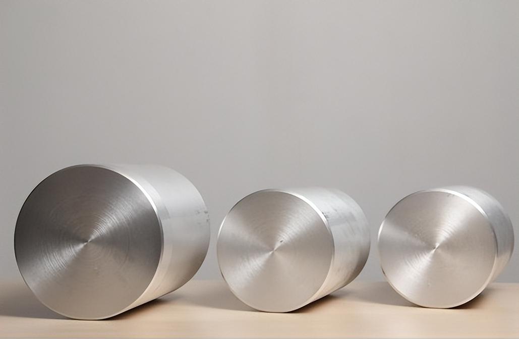 Where is the Hotchicks M1914 heavy machine gun and why did it become ...