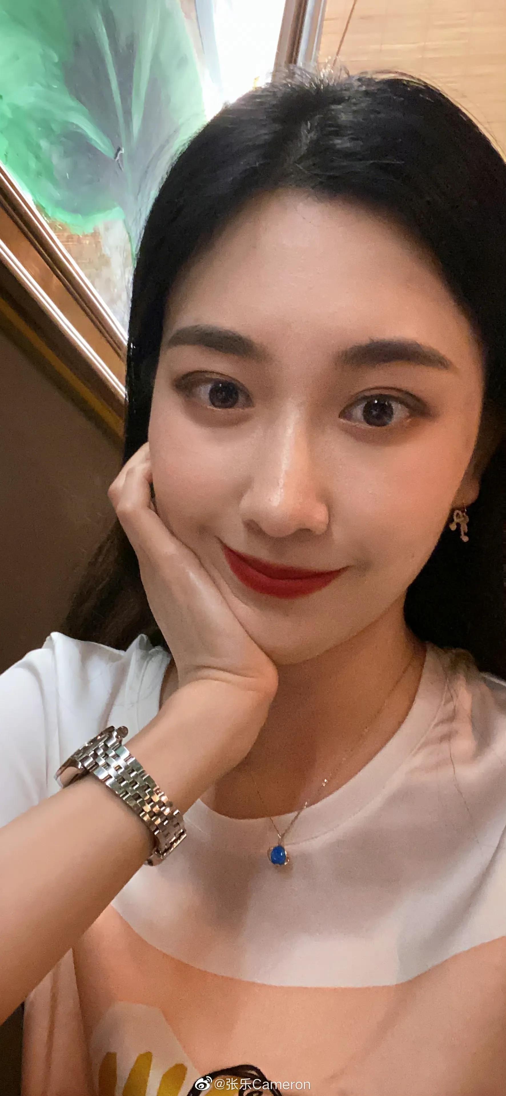 Phoenix TV Miss China - Zhang Le Cameron - iNEWS