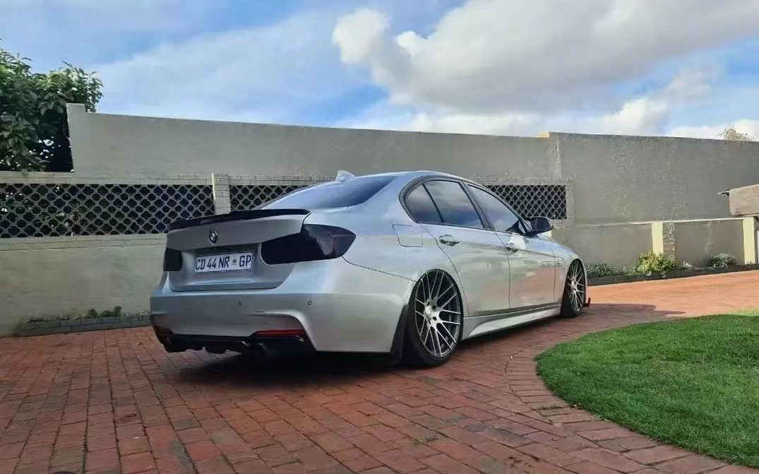 Case sharing of BMW 3 Series F30 modified AIRBFT pneumatic shock ...