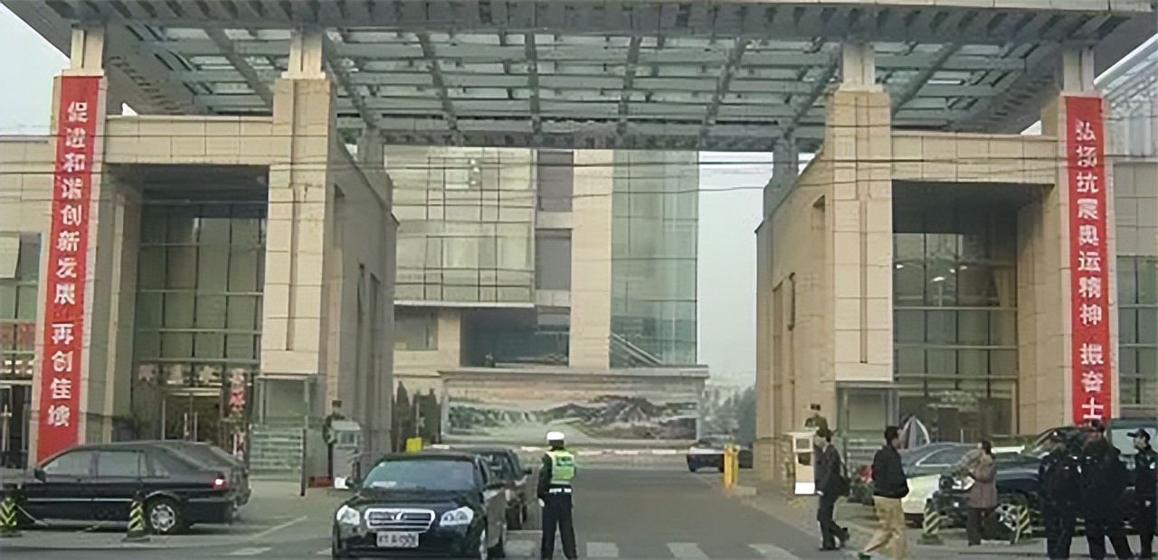 Demystifying the South Building of Hospital 301: Wang Zhen cursed at ...