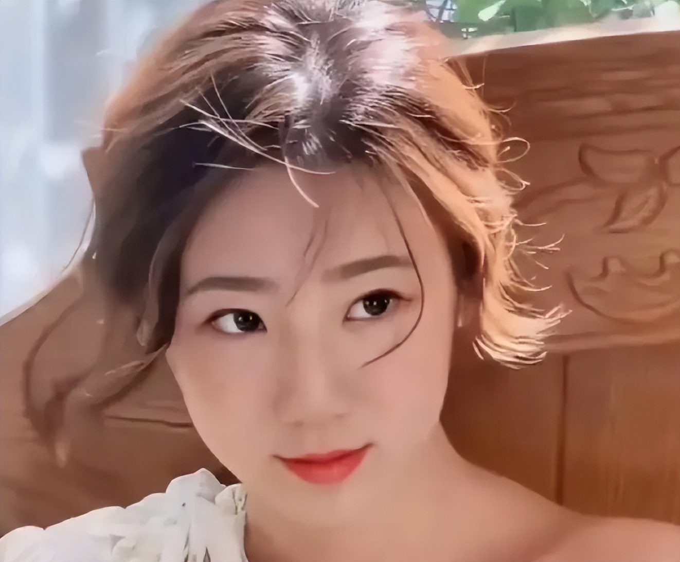 Zhang Jinyu's second video was "rectified" miserably, why didn't she dare to resist Mr. Lu? - iMedia