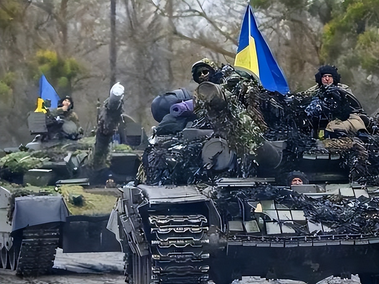 War in Ukraine resumes: Destroy fighter planes and destroy tank landing ...