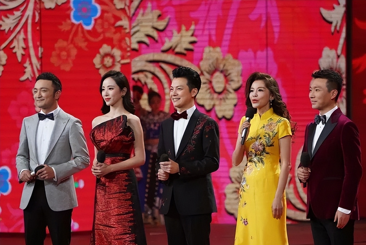 The ranking of CCTV hosts was adjusted, Long Yang was on the list for ...