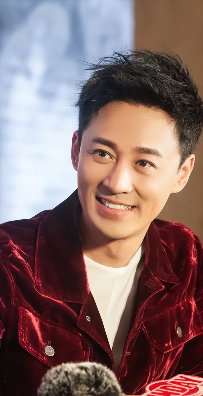 The birth picture of Lin Feng's wife was exposed, the pores are ...