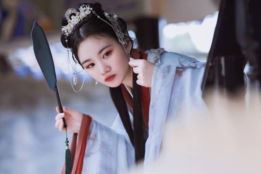What does "three wives and four concubines" refer to in ancient times ...