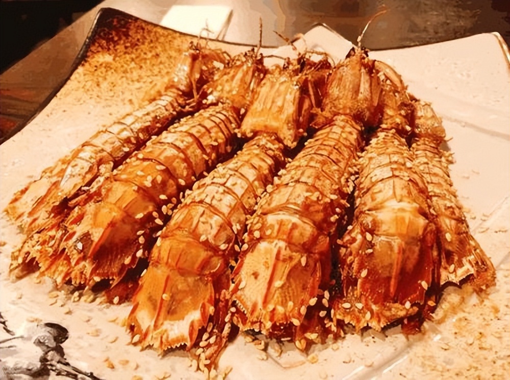 The golden legend at the state banquet! Chopped shrimp gelatin with ...
