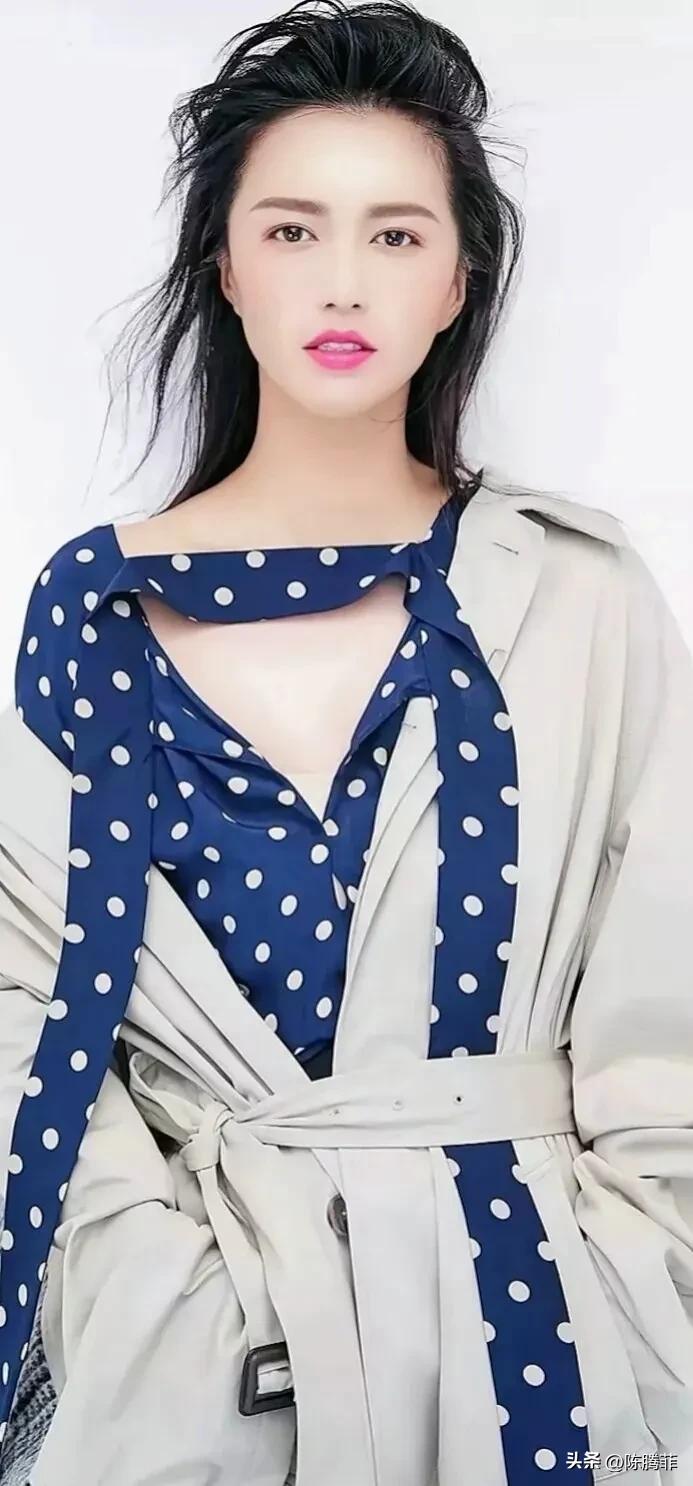 Tan Weiwei is a goddess singer with an unruly personality and a unique ...