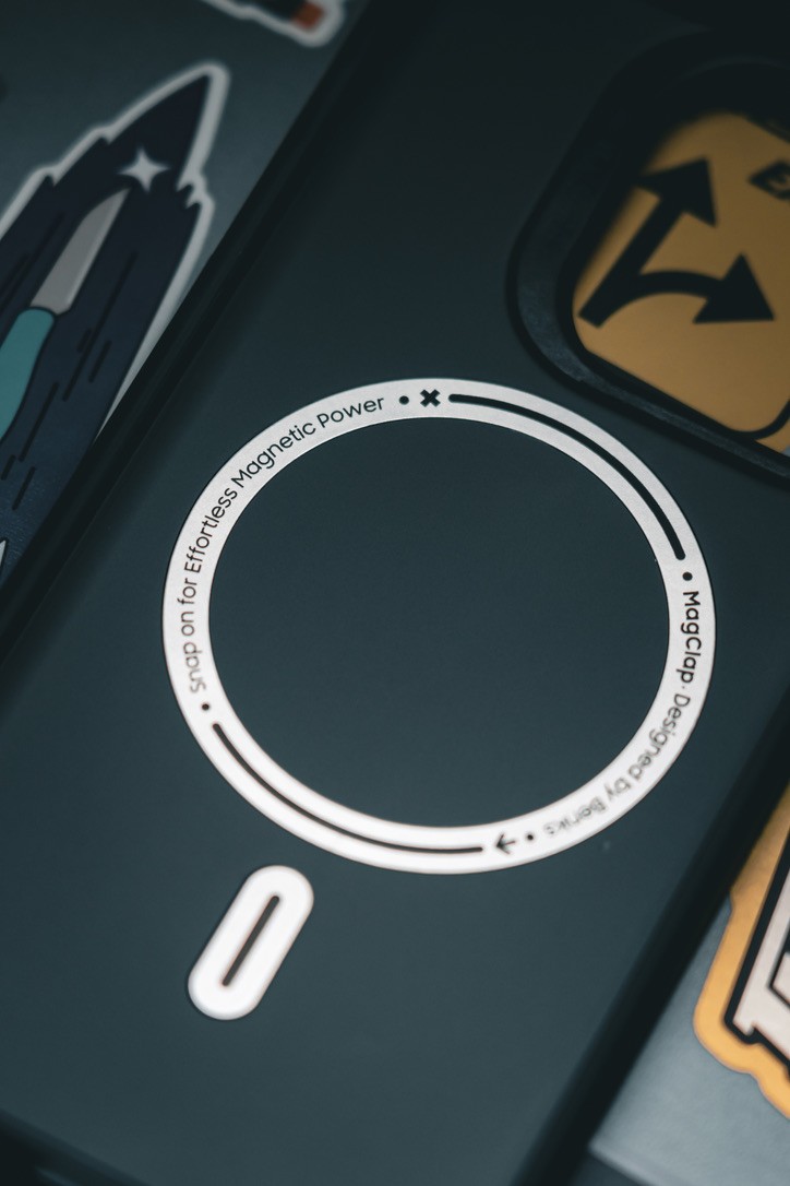 Benks x CASEBANG joint rabbit mobile phone case, that is, Benks joint ...