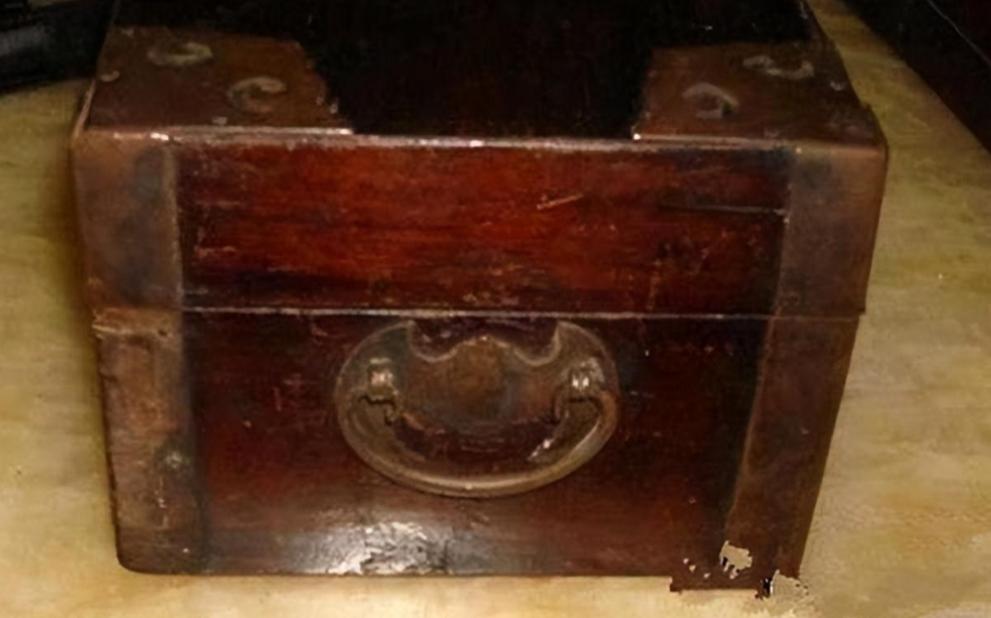 In 1969, Tiananmen Square disappeared overnight, and then mysterious ...