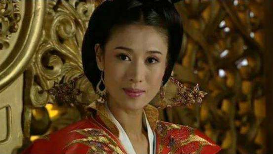 Why did Queen Ma, who "wish to have worthy ministers to rule the world ...
