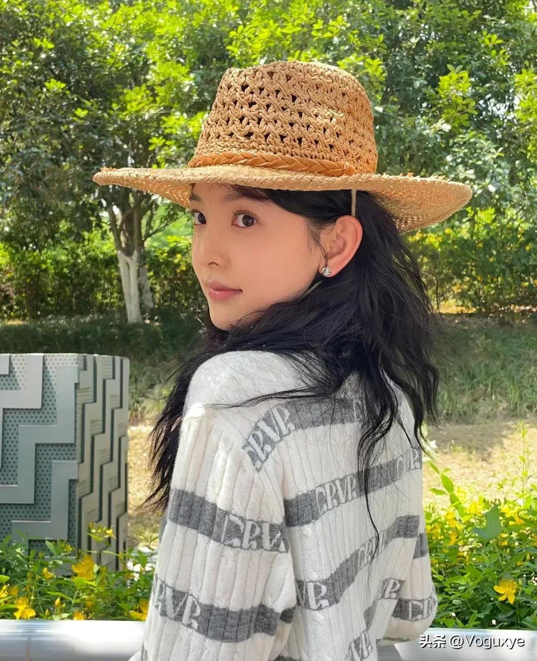 Zhang Ruonan - iNEWS