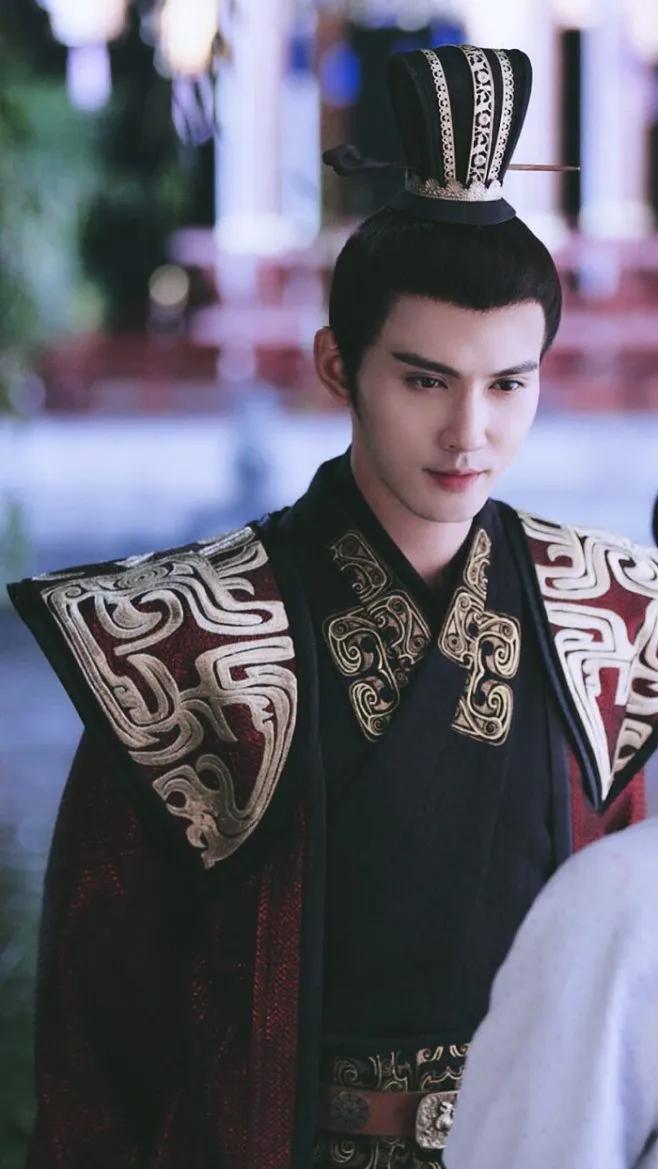 How could there be a male lead who is more exciting than the male lead ...