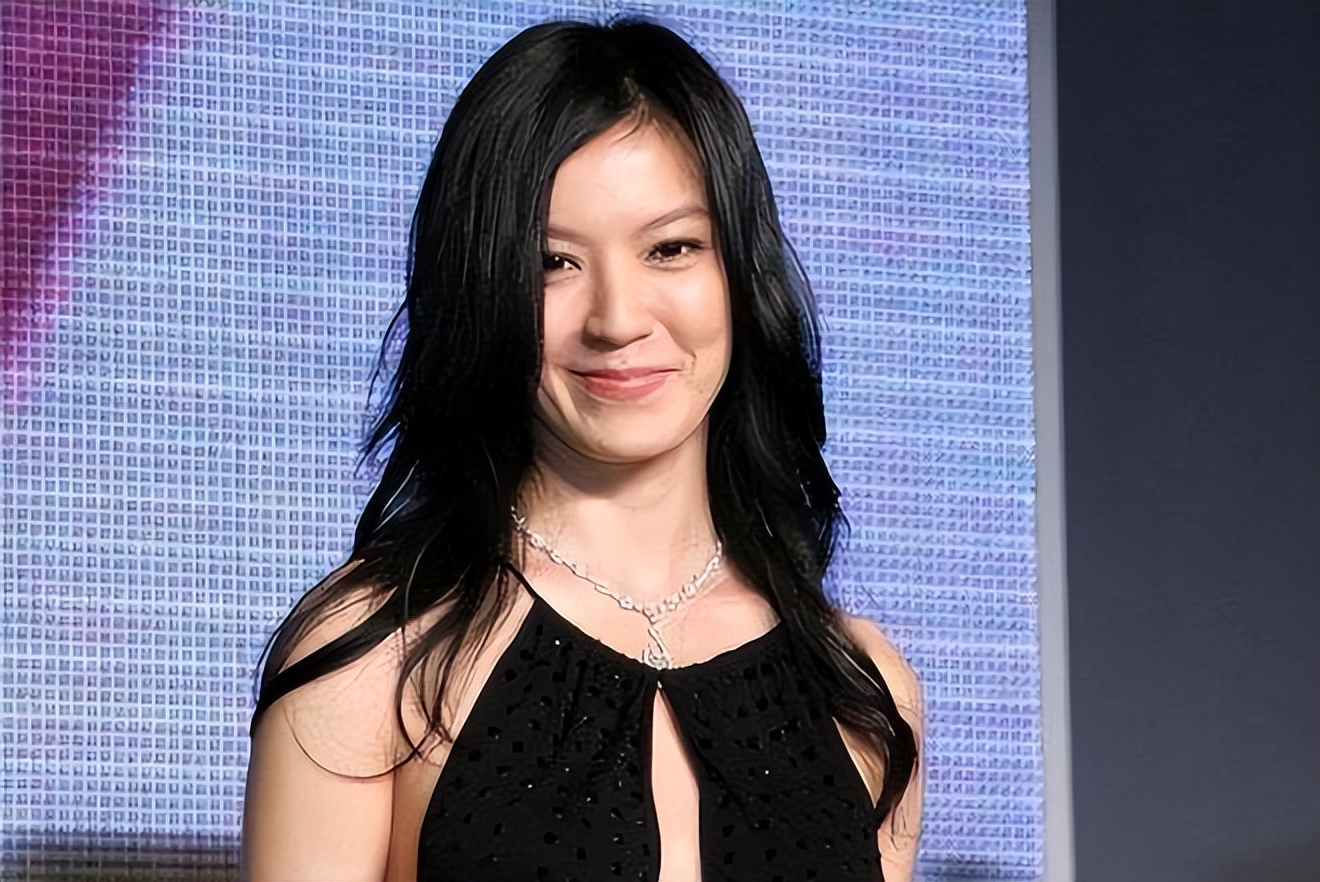 She had a chaotic personal relationship and slept with her boss, "The ...