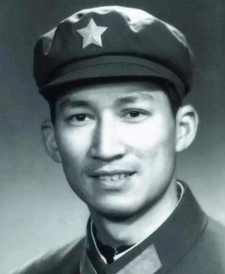 The Chinese guy marries a 78-year-old American actress, inherits 26.8 ...