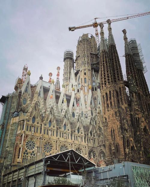 Barcelona's Sagrada Familia: An Artistic Miracle of Gaudí's ...