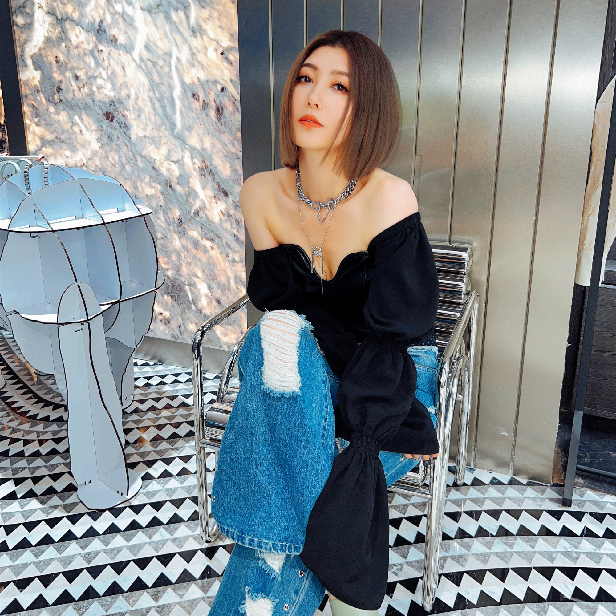 Li Caihua's short hair is beautiful and pure, but you can appreciate ...