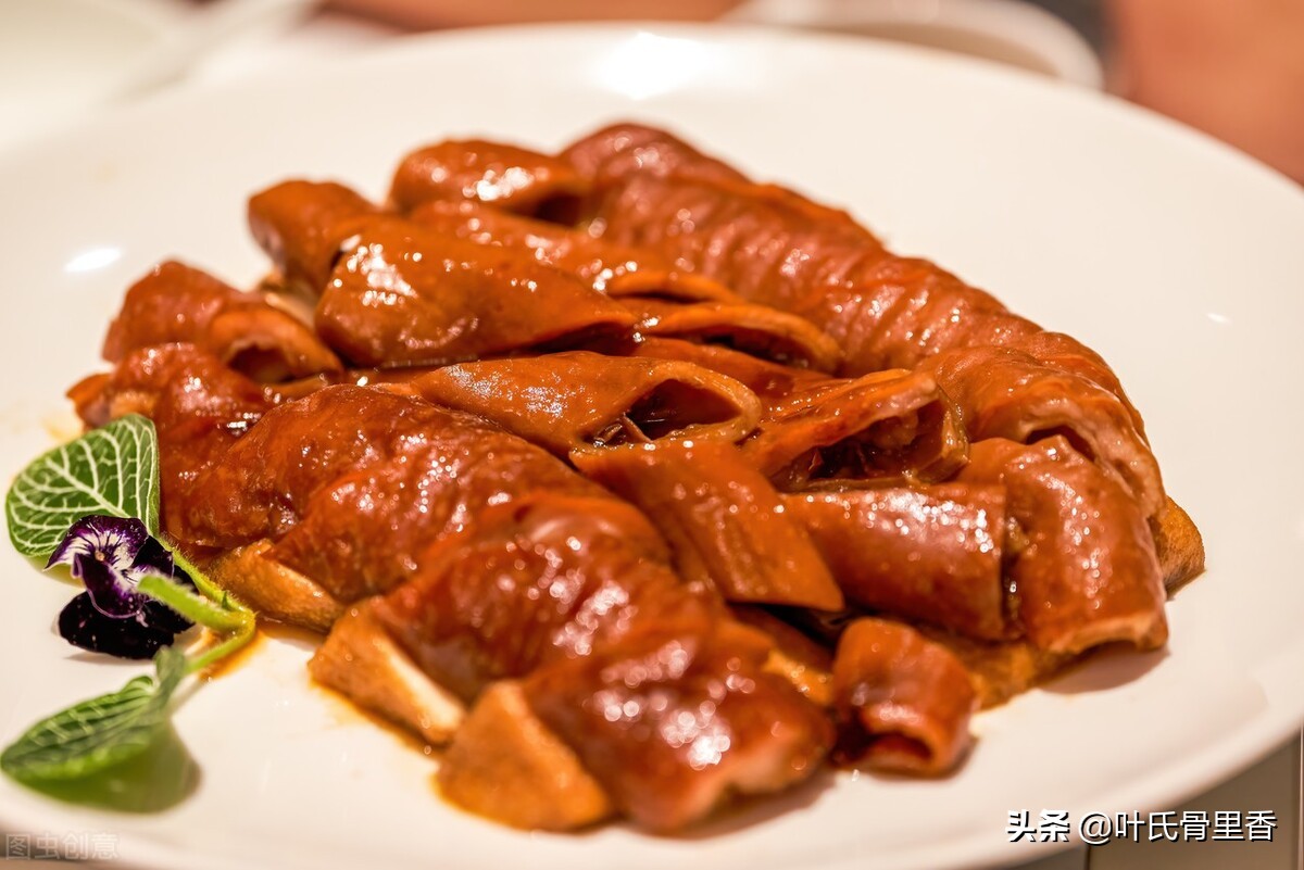 If you need the ancestral secret recipe for braised pork intestines ...