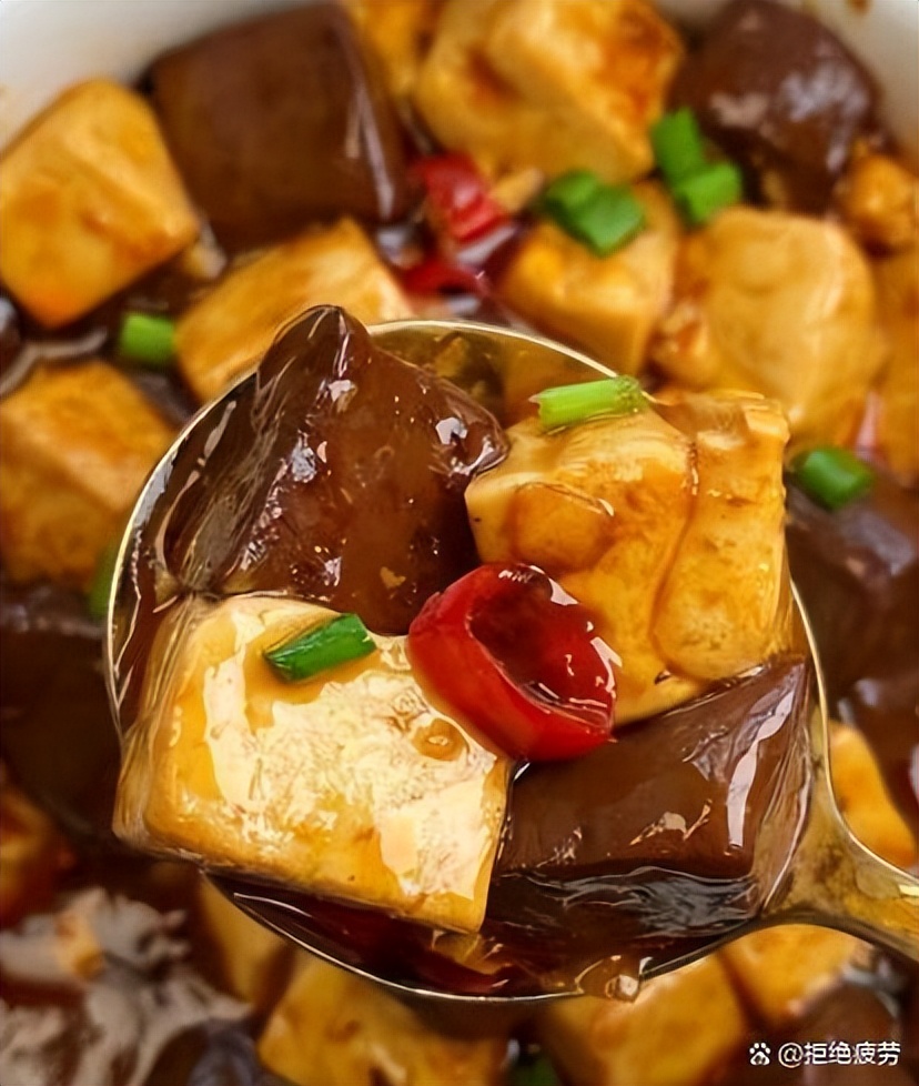 Do you know several methods of pig blood? Occasionally come to a plate ...