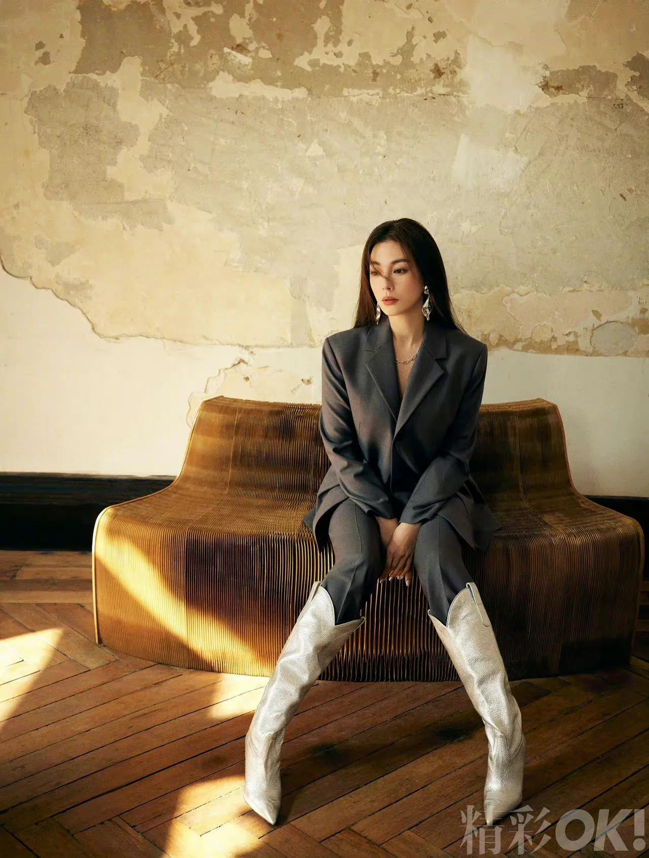 Zhang Yuqi's glamorous domineering lady's cover is so glamorous and ...