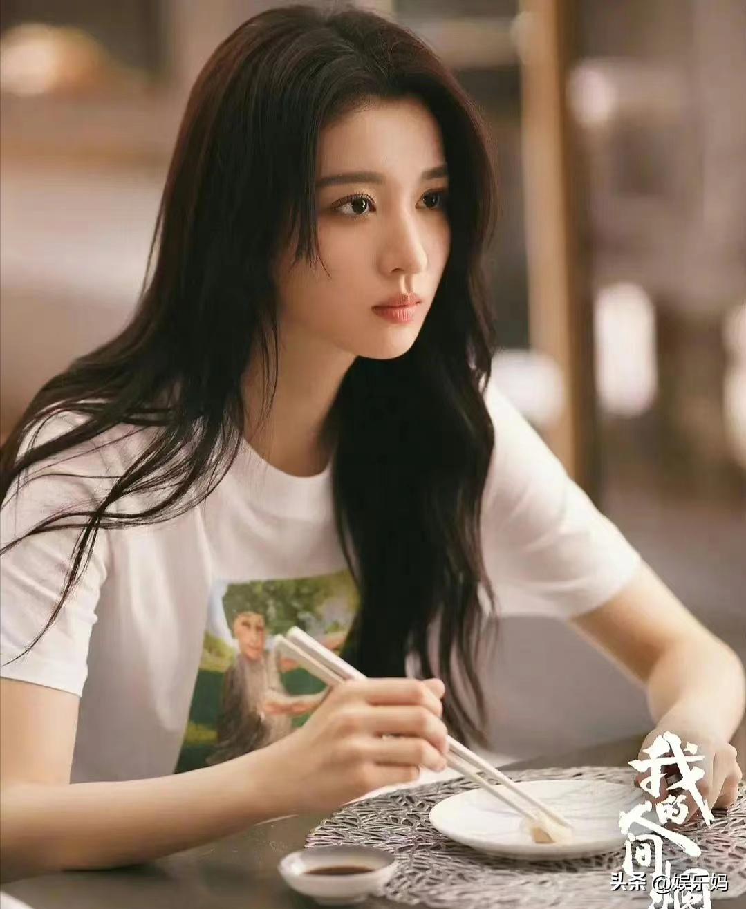 This is the first time I've seen a TV series where both male and female ...