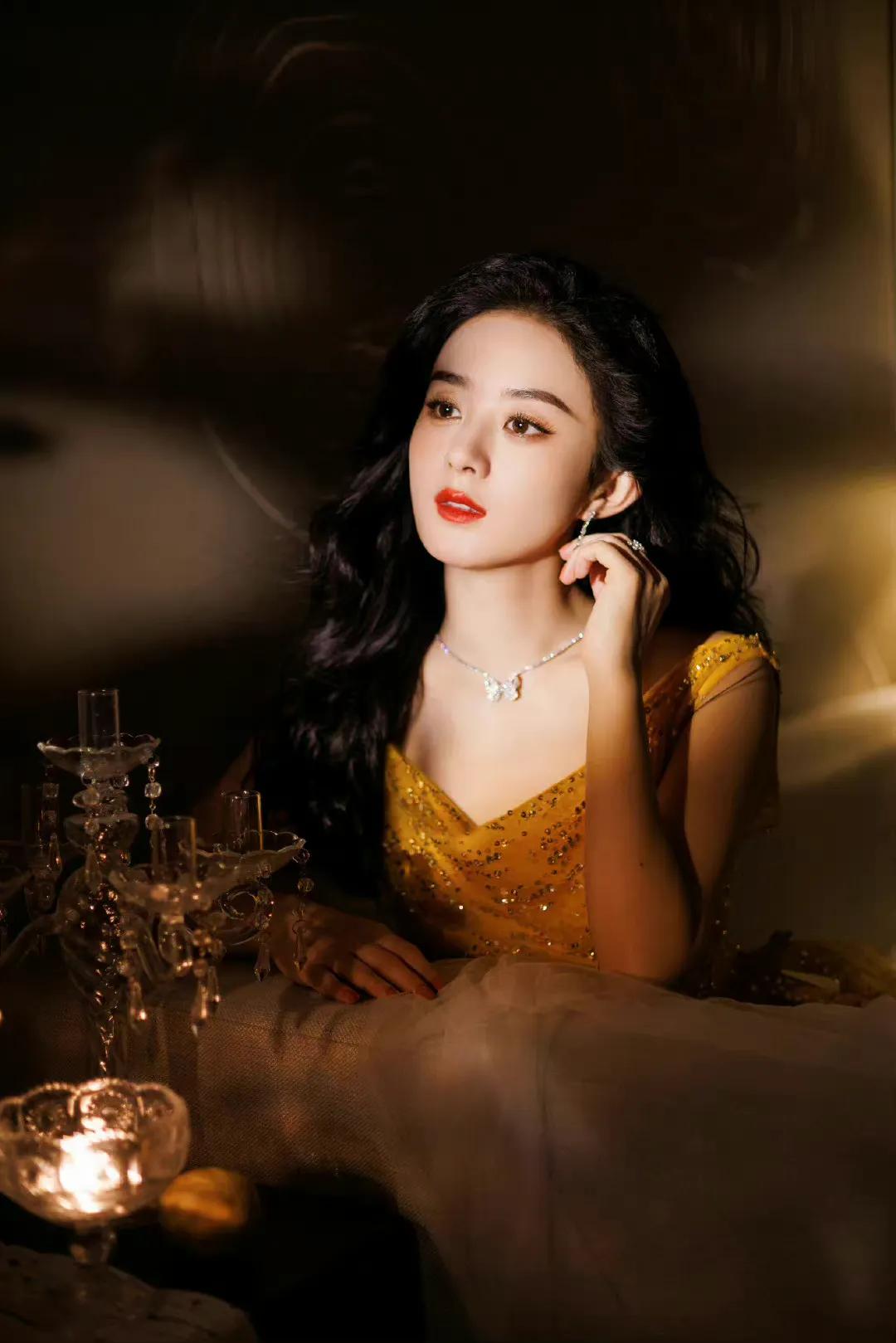 Stars on the red carpet at Weibo Night, Zhao Liying, Yang Ying, Zhao Lusi, Guan Xiaotong, Yang ...