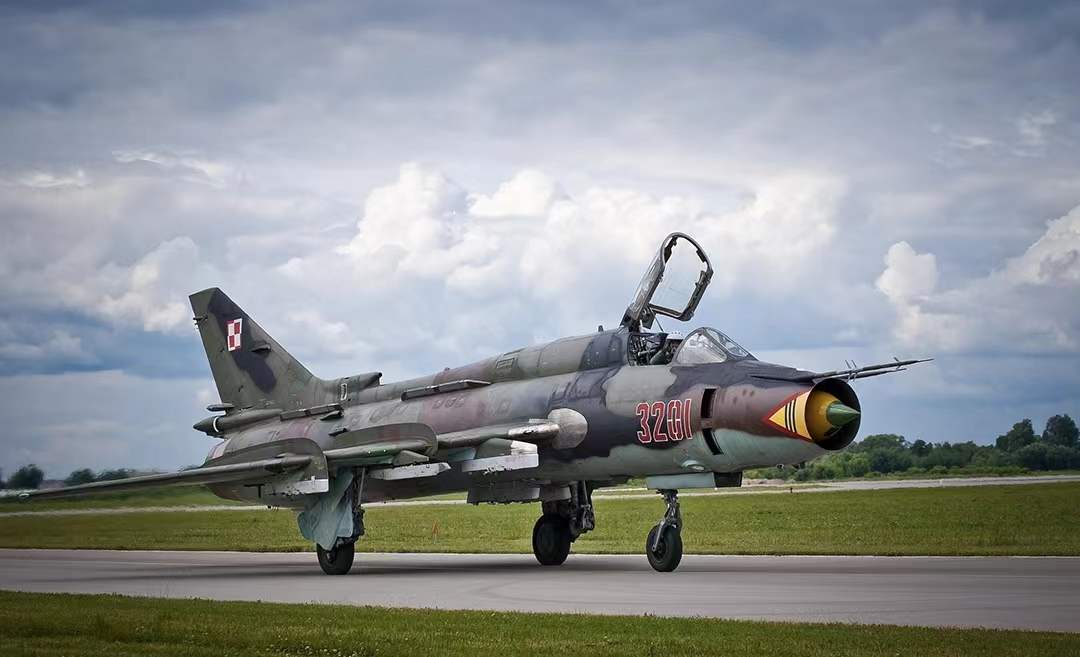 Somalia bought 26 J-6s, but was only willing to pay half of the ...