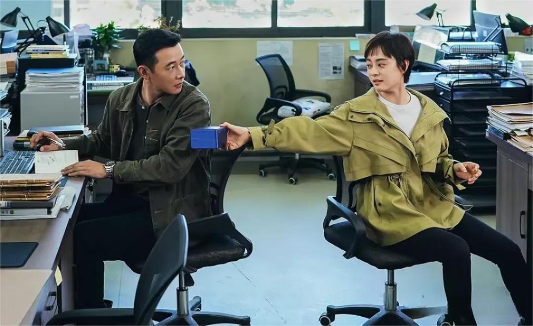 Sun Li and Luo Jin are cooperating again in the suspense drama "Above ...