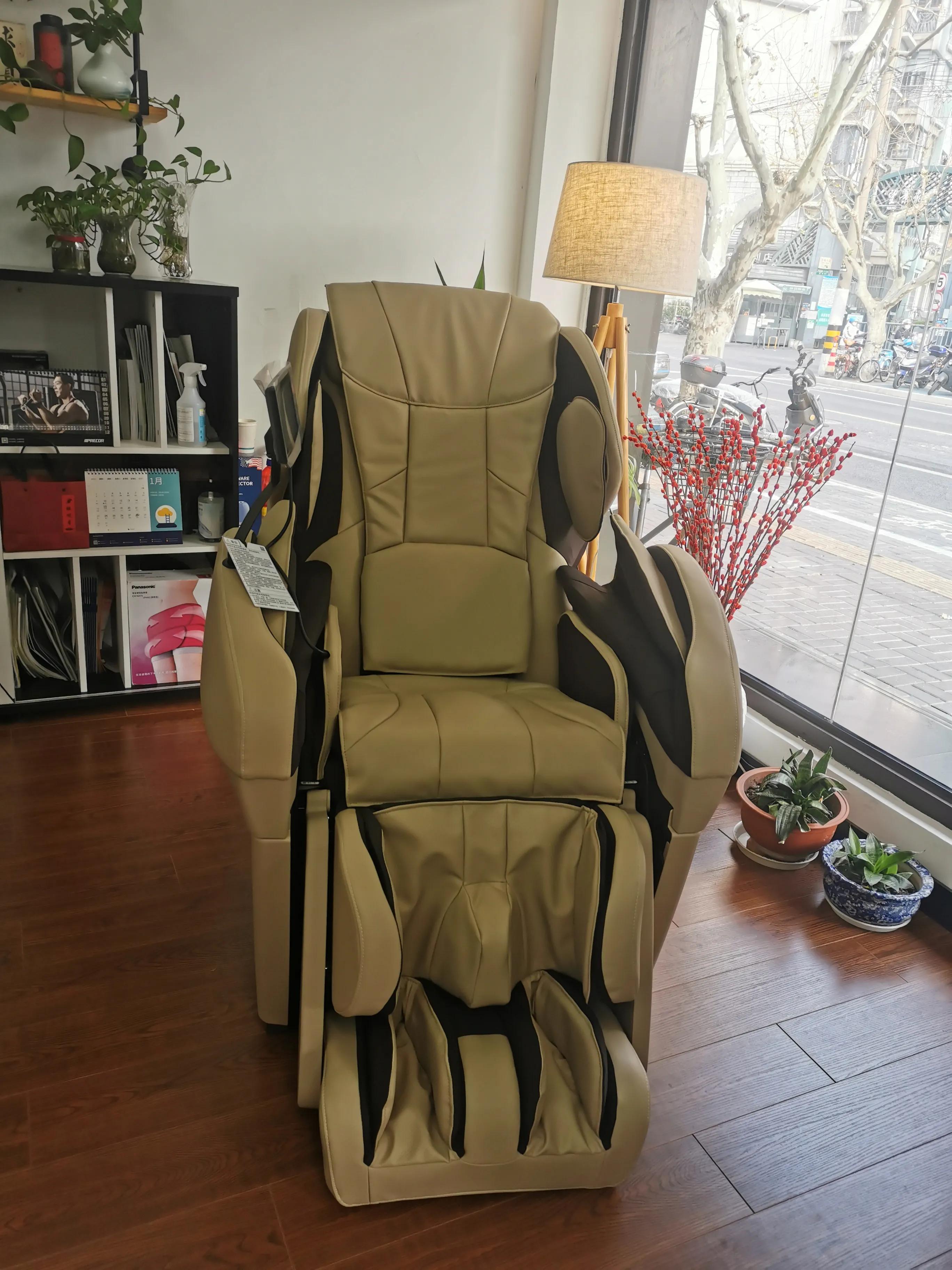 The experience of the new Panasonic massage chair MA101 is amazing - iNEWS