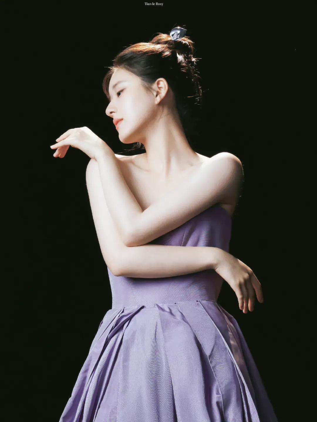 Zhao Lusi, the fairy in purple clothes - iMedia