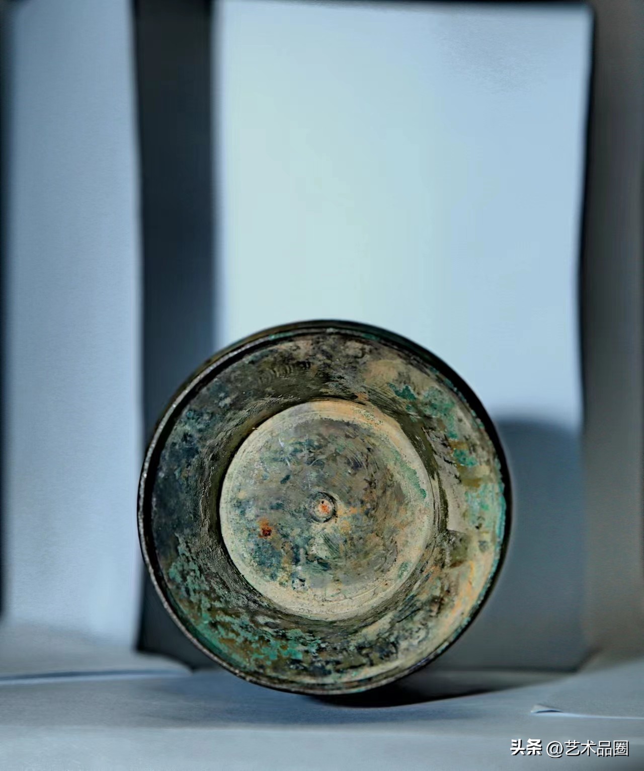 bronze goblet - iNEWS