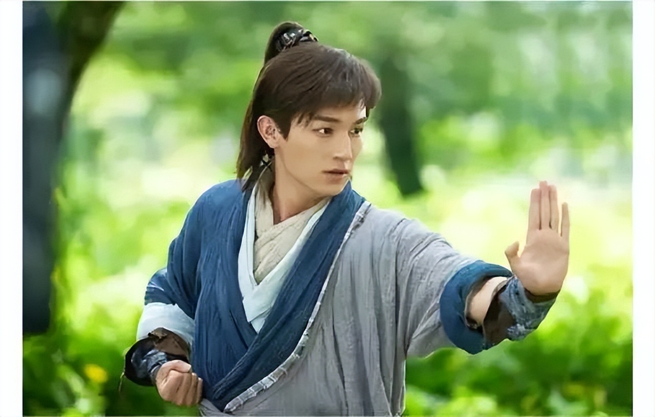 The beggar gang has been passed down for hundreds of years. Among the gang leaders, Qiao Feng ...