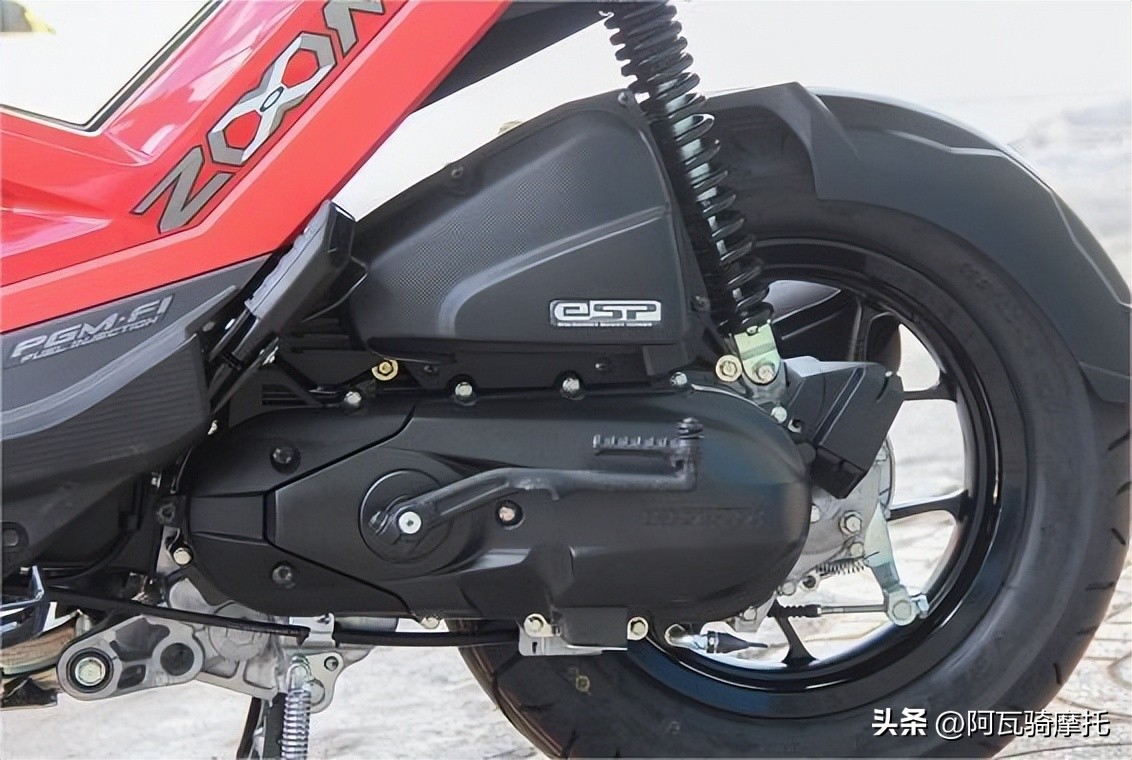 HONDA ZOOMER X 110cc, unique hollow/crossover style, is it your food ...