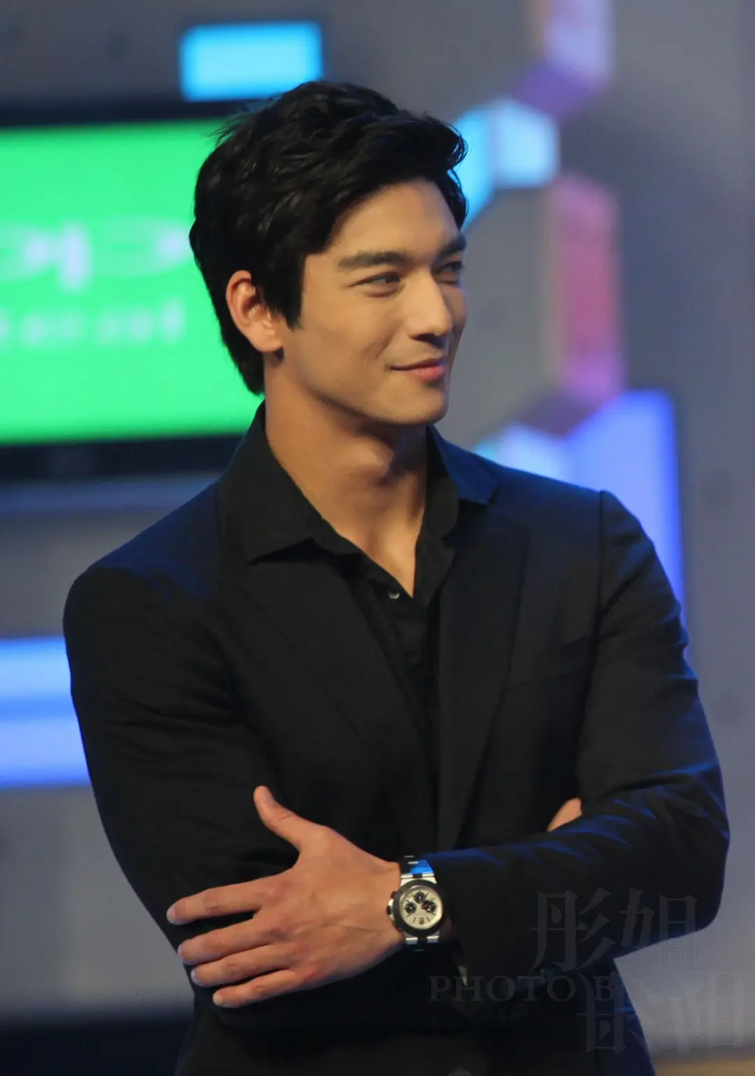 How handsome is the second male who makes Zhang Han feel inferior ...