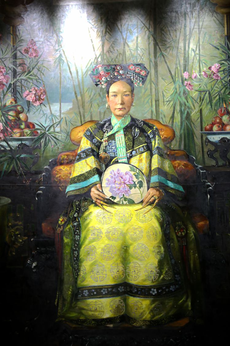 Cixi has been a widow for 48 years, relying on two treasures to survive ...