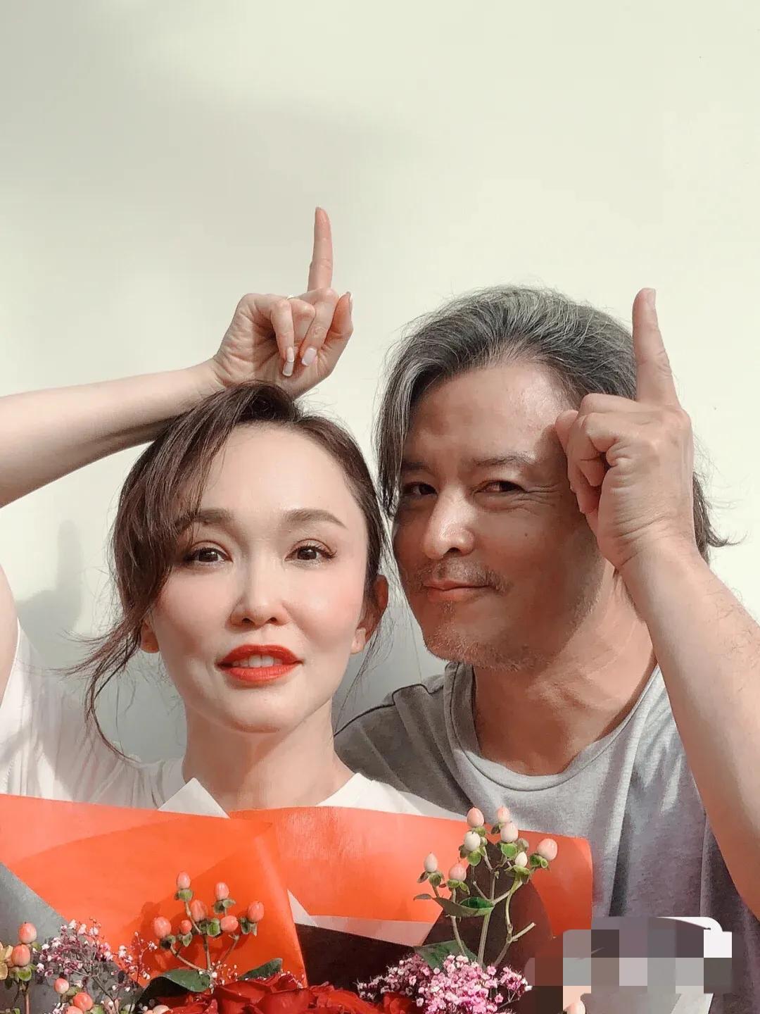 Singapore's five beauties, He Xiangu and Peony Fairy's childhood ...