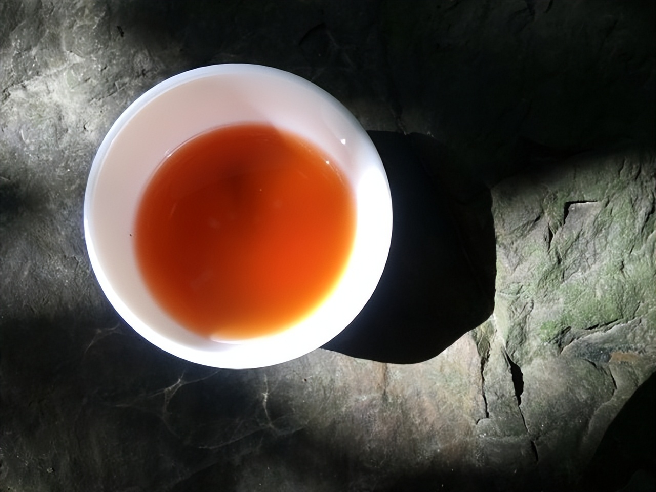 Why is Tibetan tea called "the tea of life"? - iNEWS
