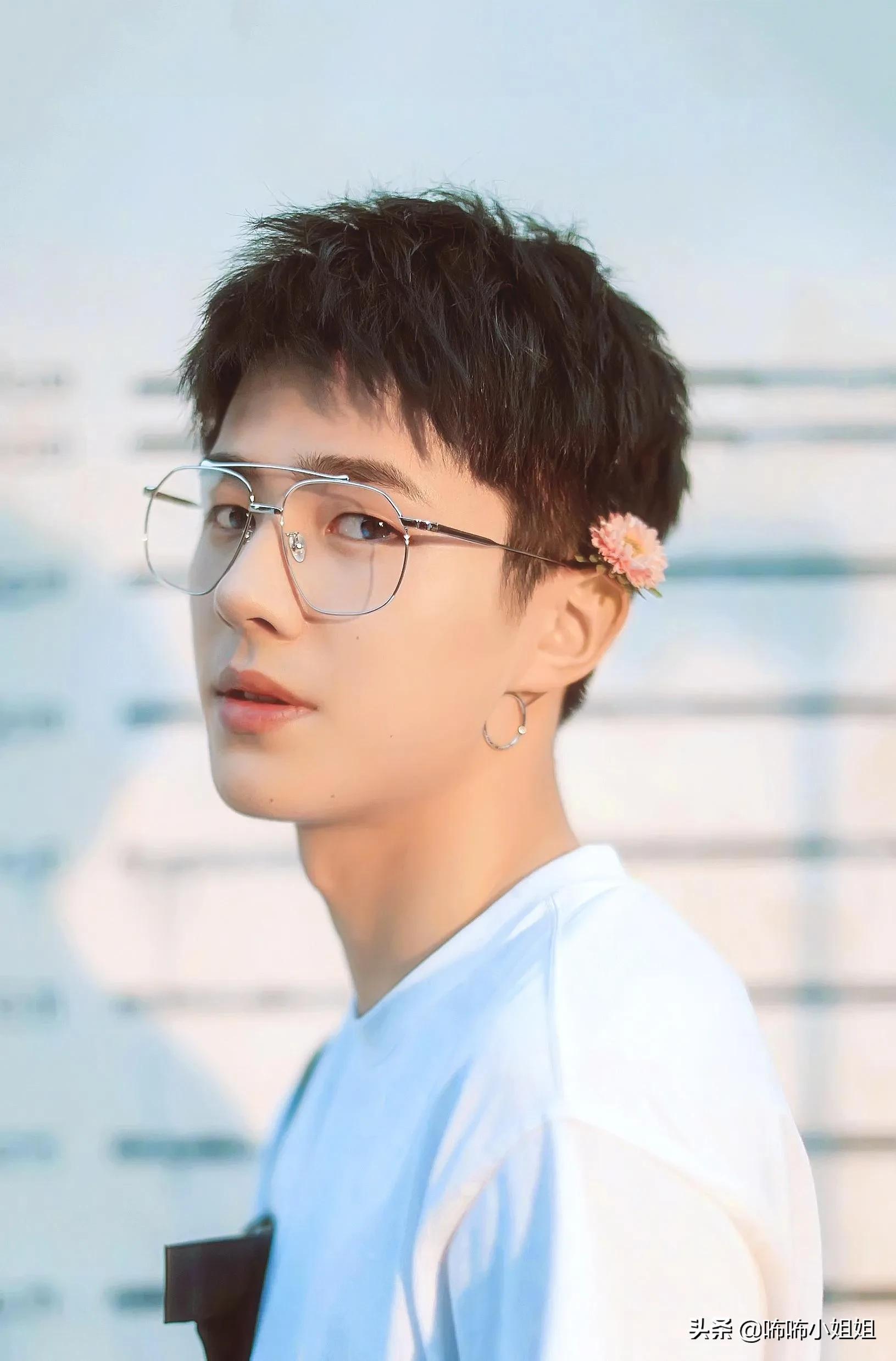 Your national husband Liu Haoran - iNEWS