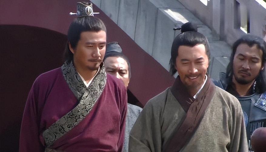 How Empress Ma's "two dates and one pear" saved Liu Bowen's life - iNEWS