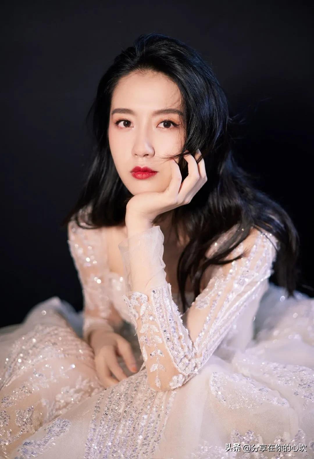 Xu Lingyue was born on January 24, 1992 in Qujing, Yunnan, and ...