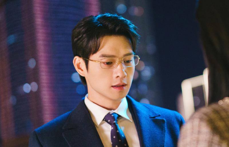 "Fireworks in My World" scored 4.1, will Yang Yang regret acting in the ...