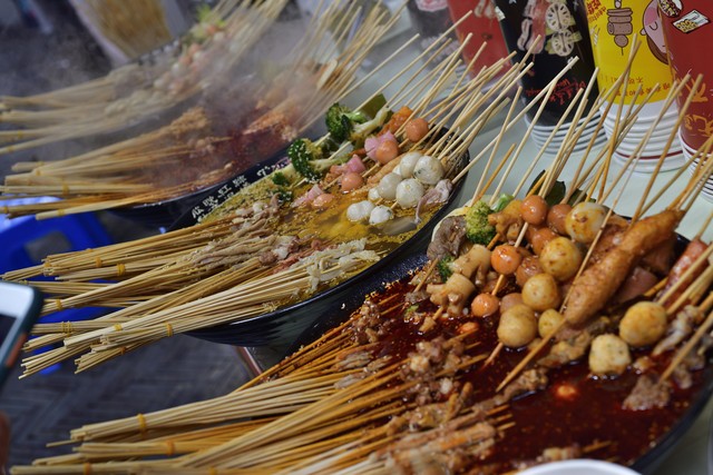 Guiyang street food - iNEWS