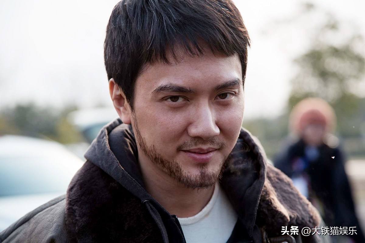 5 "stylists" in the entertainment industry, others have sloppy beards ...