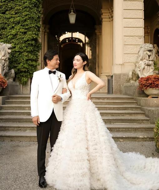 Warren Mok: At the age of sixty-five, the old tree blooms new flowers ...