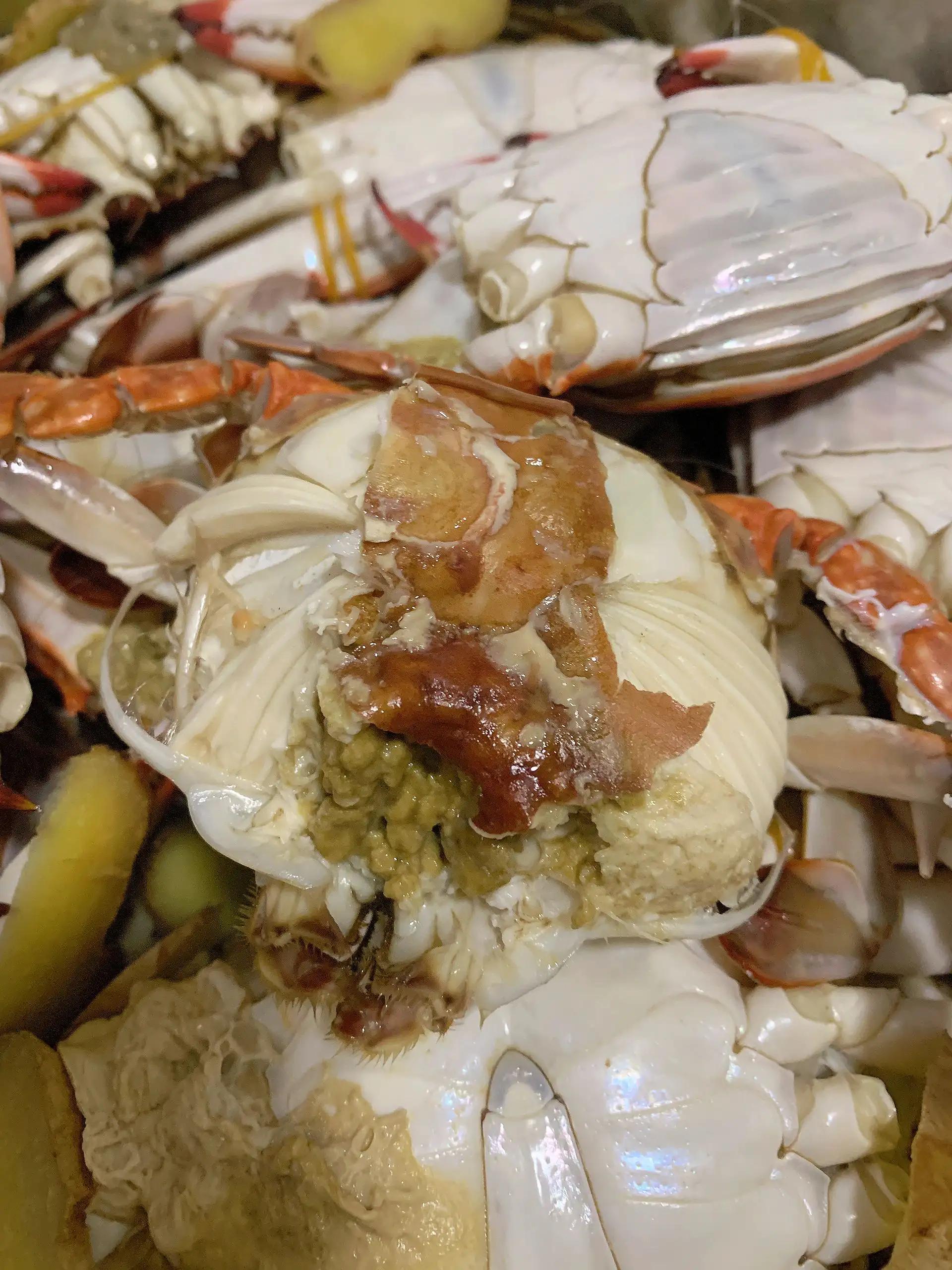 I ate 2 catties of crabs and lost 3 catties - iNEWS