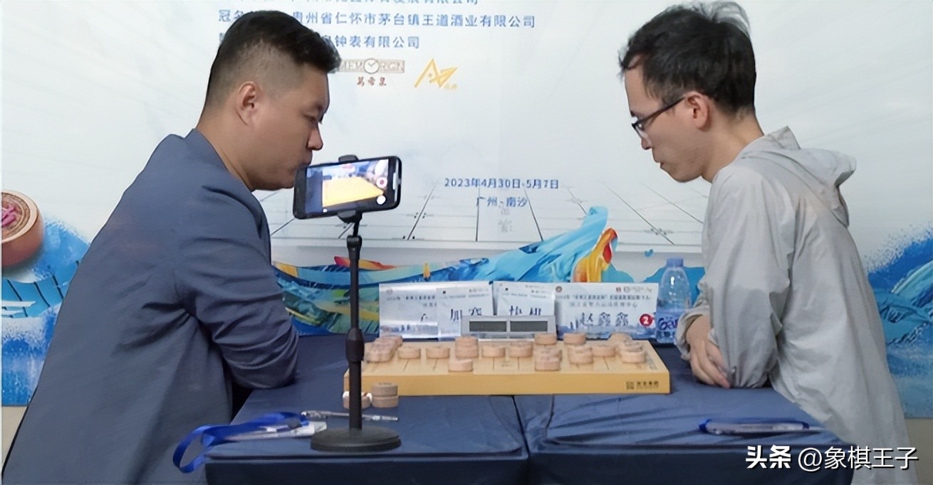 In the individual competition, Wang Tianyi's 301-step double-kill ...